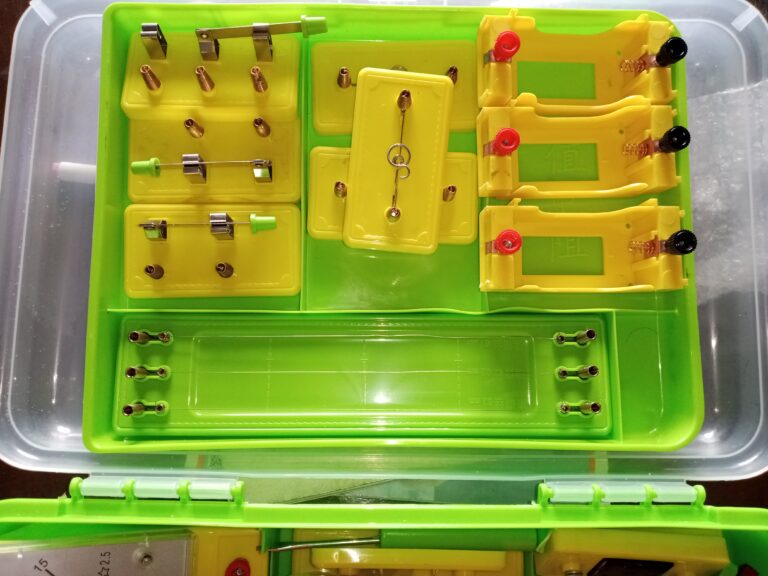 Electronic Practical Kit for Science Students Physics Mini lab ...