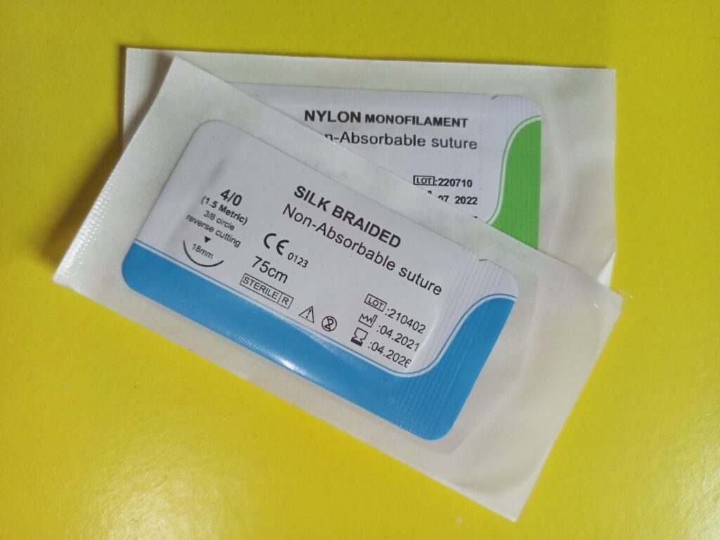 Suture Training Kit in Sri Lanka - SCIENCESIO LANKA